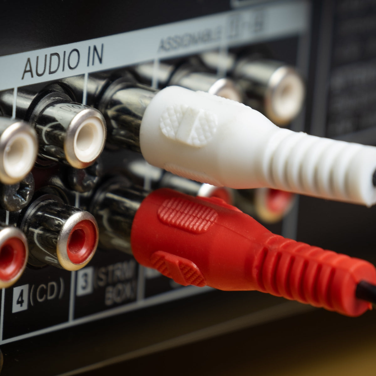 HDMI Audio Extractor for Stereo Sound Systems - FeinTech